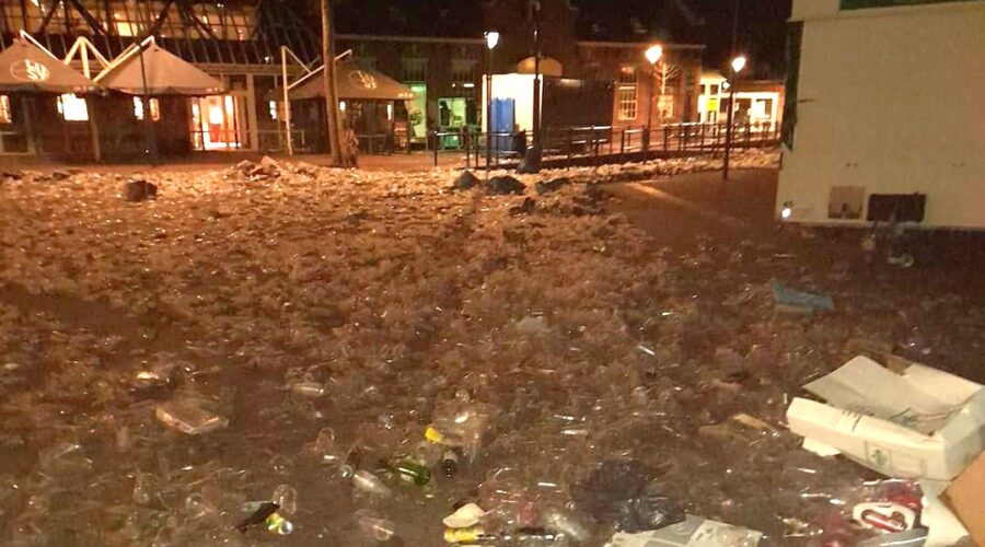 'Zo maagdelijk wit als het Plein was, ik denk niet dat het zo blijft ...