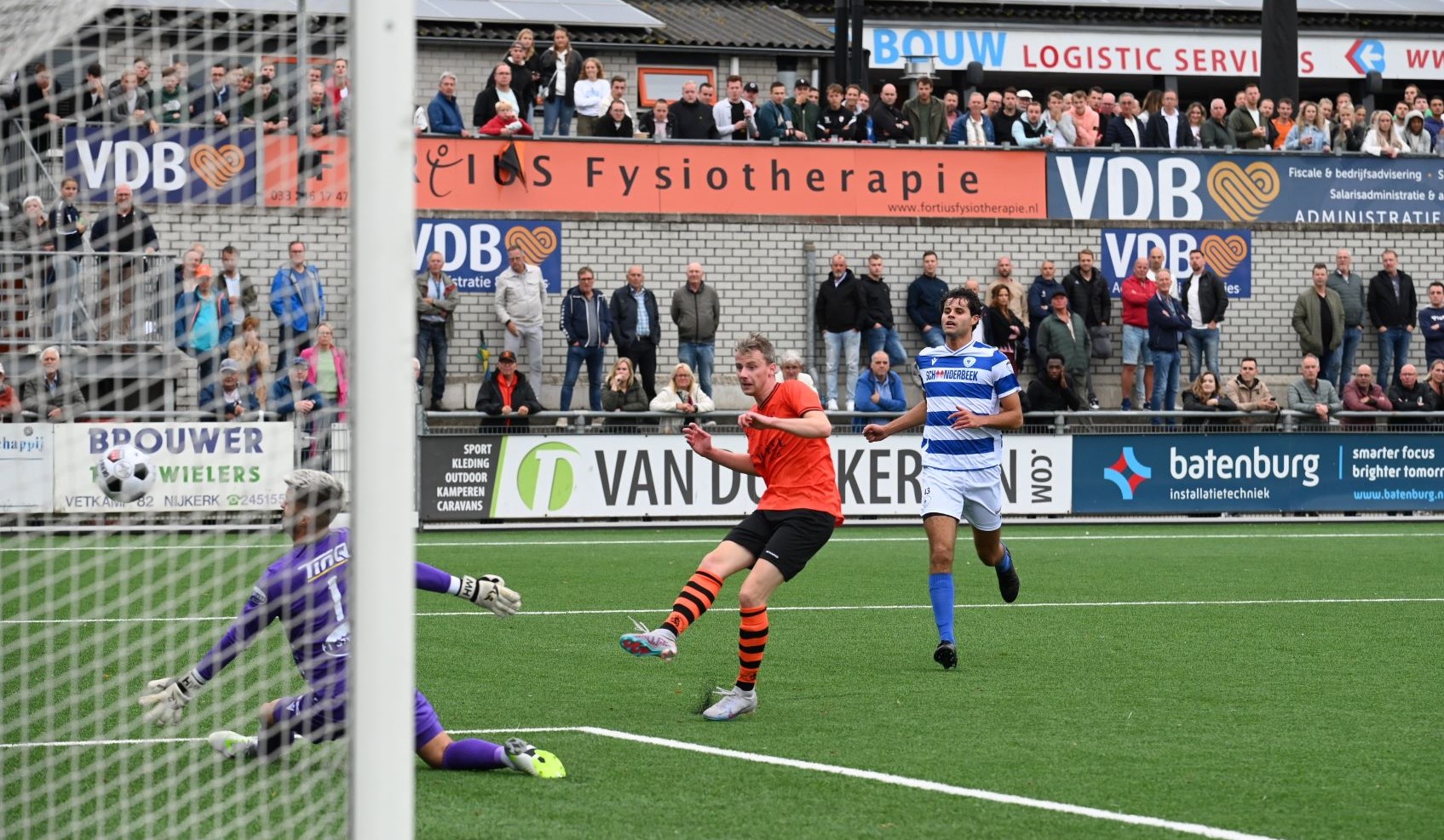 Jesse Buitenhuis maakt het verschil bij Sparta Nijkerk – Spakenburg (1 ...