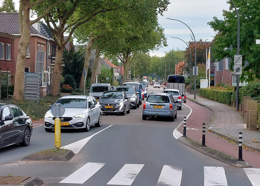 Verkeerschaos door wegafsluitingen - Het laatste nieuws dat je straks overal leest