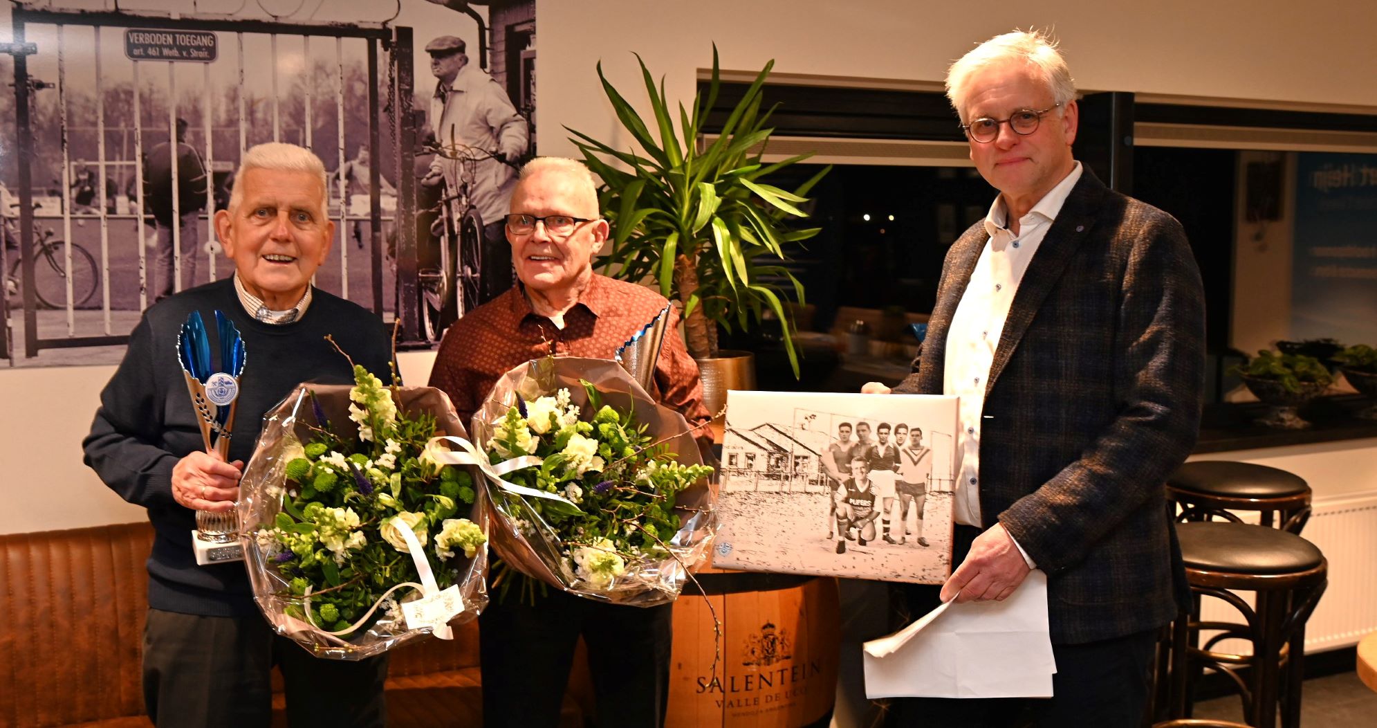Henk en Gerard Berculo 75 en 70 jaar lid Veensche Boys - Het laatste ...