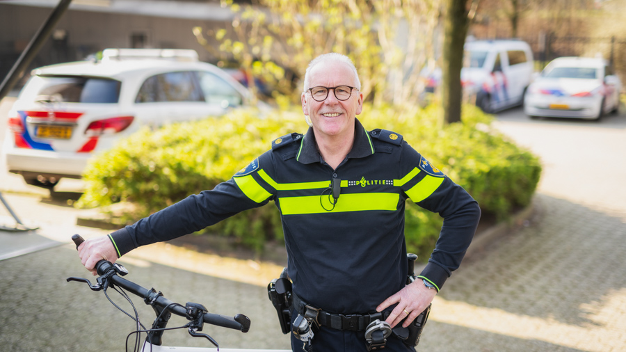 Dick van Hunnik stopt na 37 jaar werken in de politiewereld: ‘Ga naast ...
