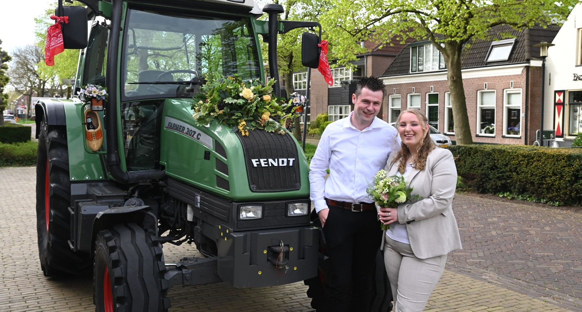 Cyrina en Arjan geven het ja-woord op Boerenmaandag - De Veense Courant