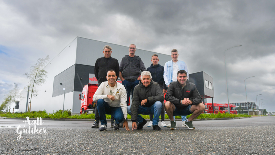 Johan Mostert verrast bij nieuw bedrijfspand - Het laatste nieuws dat ...