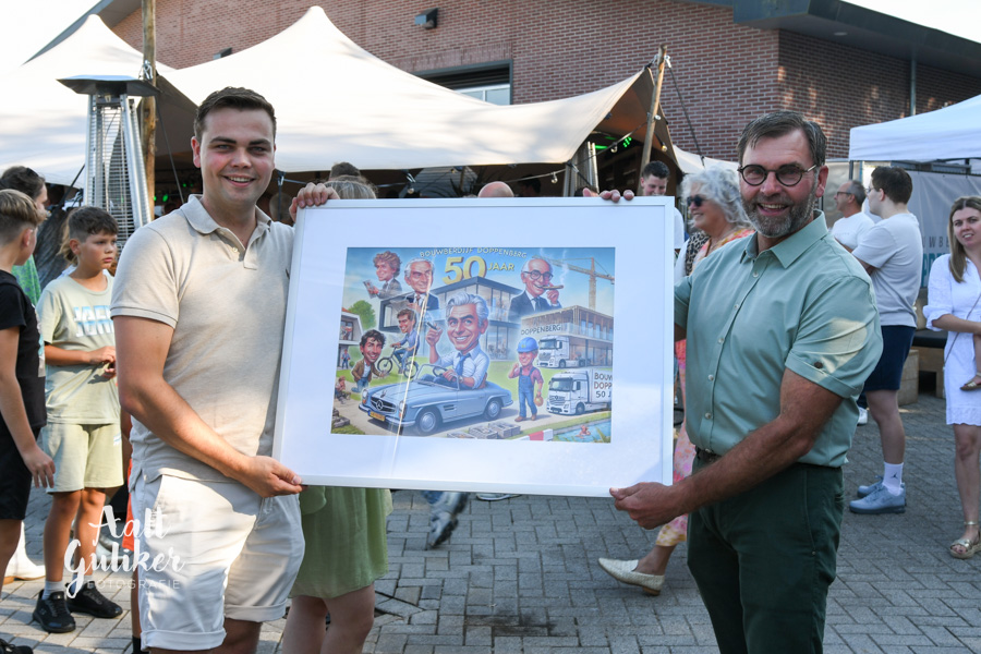 Vijftigjarig bestaan bouwbedrijf Doppenberg Hoevelaken uitbundig ...