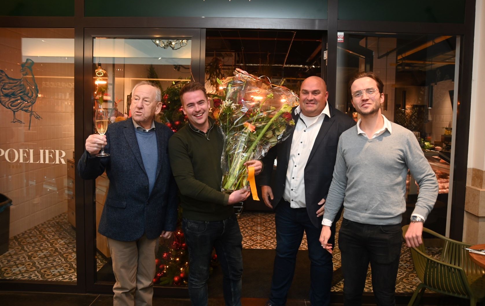 De Poelier geopend in winkelcentrum Oosterpoort Nijkerk - Het laatste ...