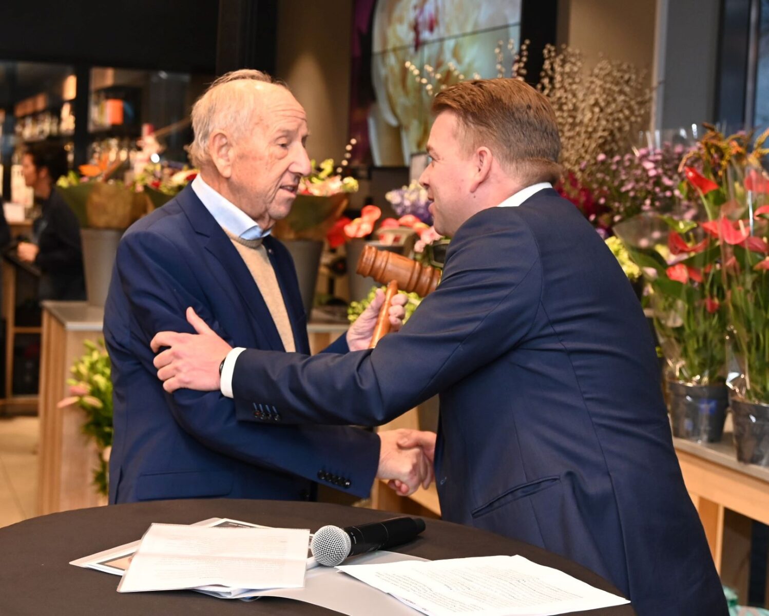 Onthulling plakkaat 120 jaar Konst/Van den Tweel Groep - Het laatste ...