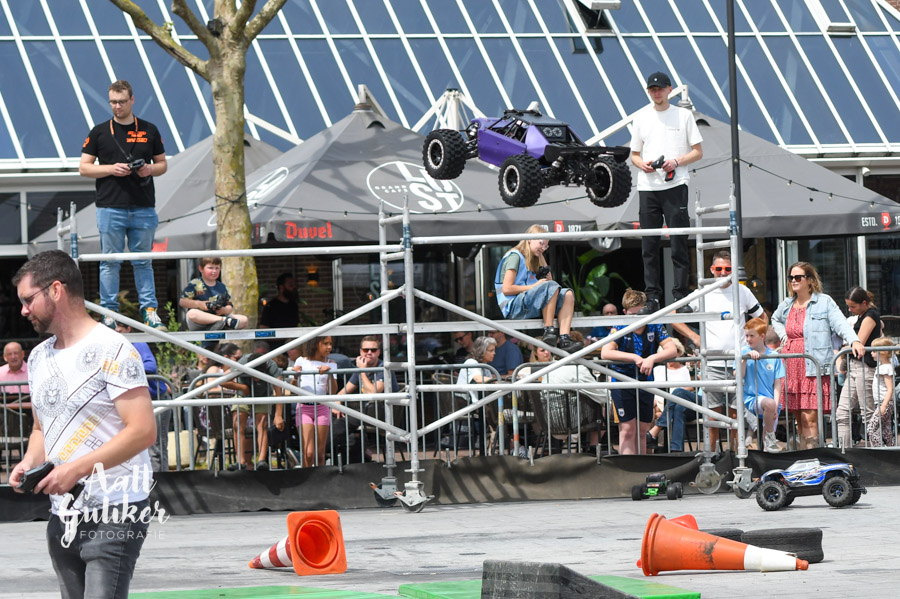 Groot RC-Event trekt veel bekijks op het Plein in Nijkerk - Het laatste ...