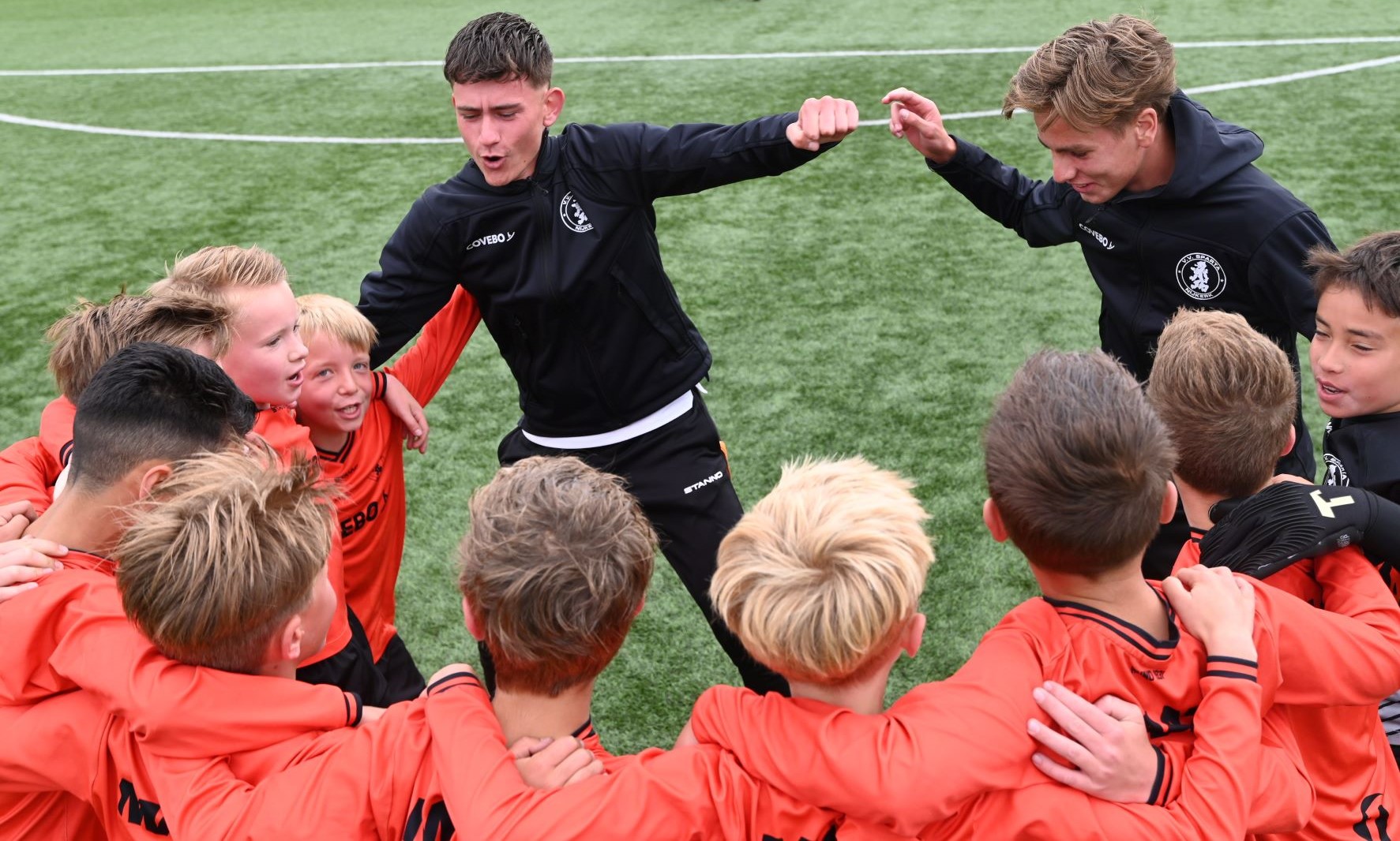 Sparta Nijkerk JO10-1 vier keer in een seizoen kampioen - Het laatste nieuws dat je straks ...