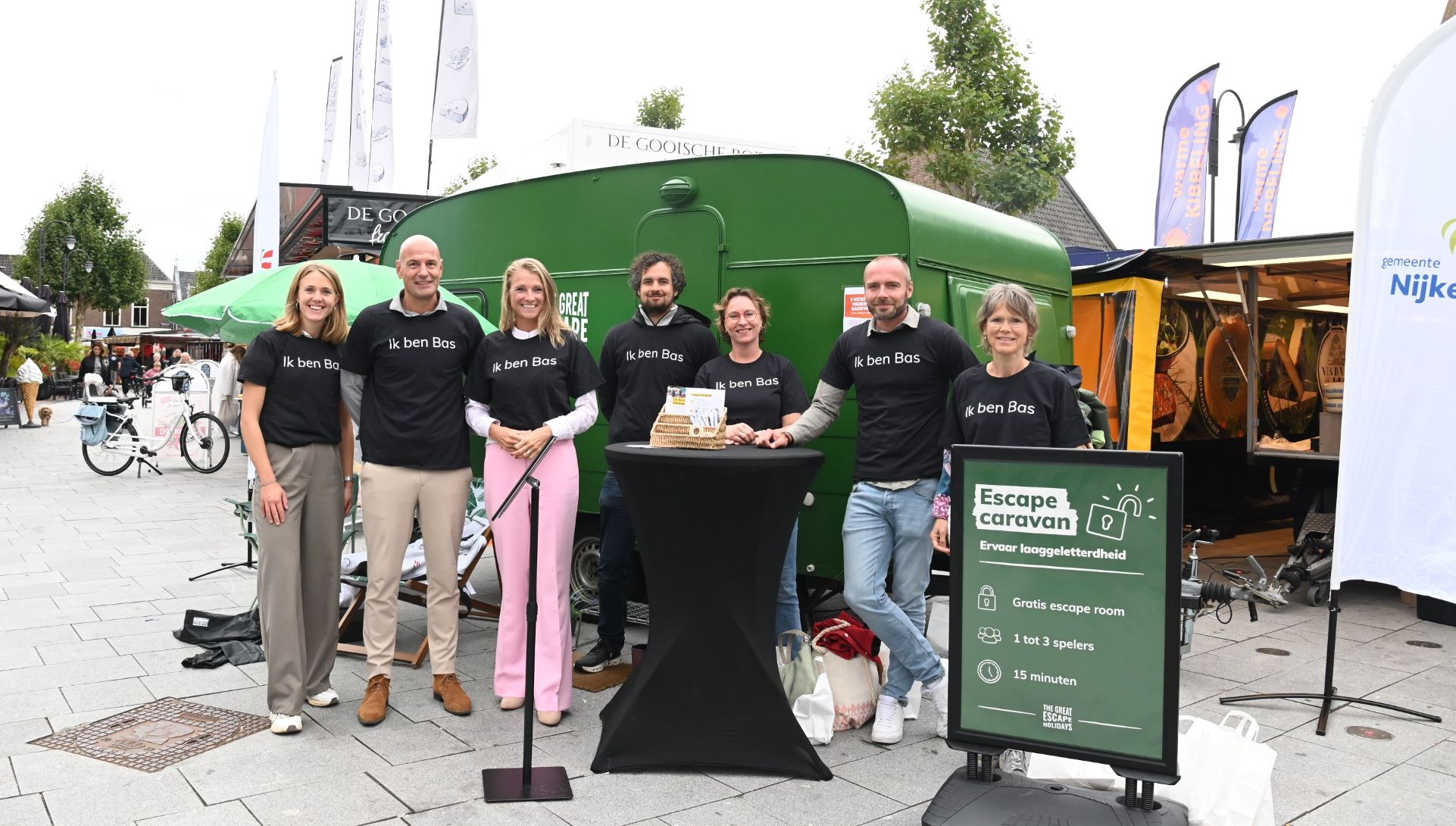 Escape Caravan staat op Nijkerkse weekmarkt - De Veense Courant