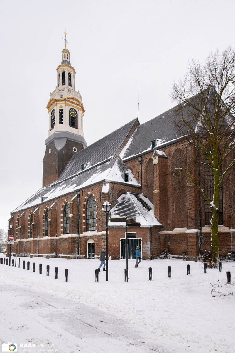 De schoonheid van verse sneeuw in Nijkerk vastgelegd - Het laatste ...