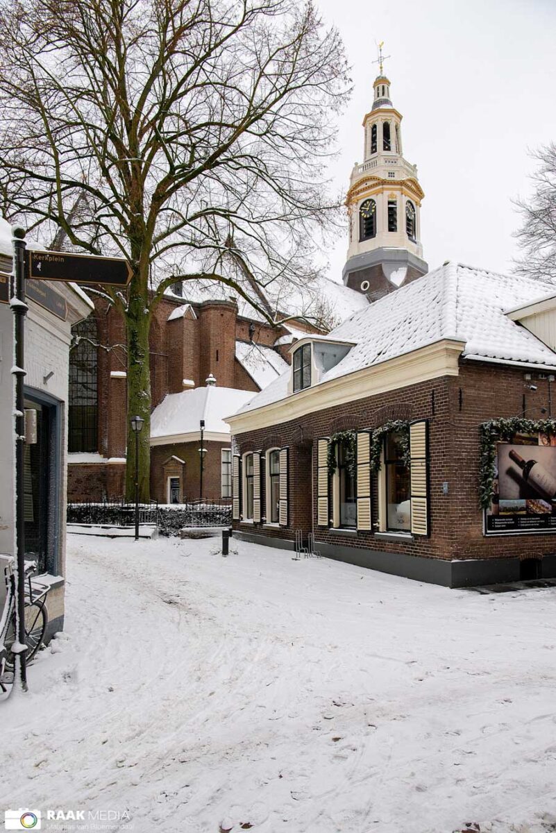 De schoonheid van verse sneeuw in Nijkerk vastgelegd - Het laatste ...
